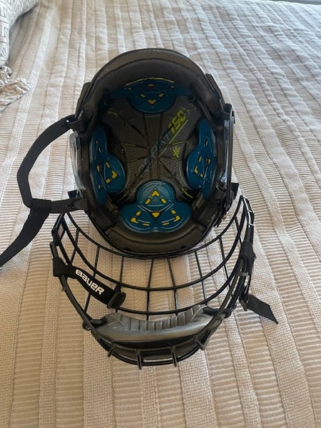 New Medium Bauer Re-Akt 150 Helmet with Profile II Mask | SidelineSwap ...