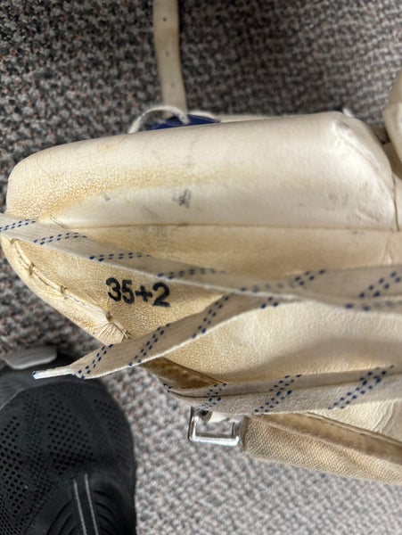 Koho 588 Revolution 588 NHL Legal Size 35+2 Goalie Set | SidelineSwap ...