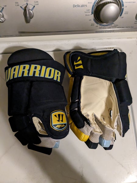 Warrior Creeper/MIA Inferno Gloves 14" Pro Stock | SidelineSwap | Buy ...