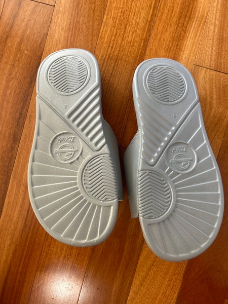 Duke University Basketball Team Player Issued Islide Women's 9.0 Flip ...