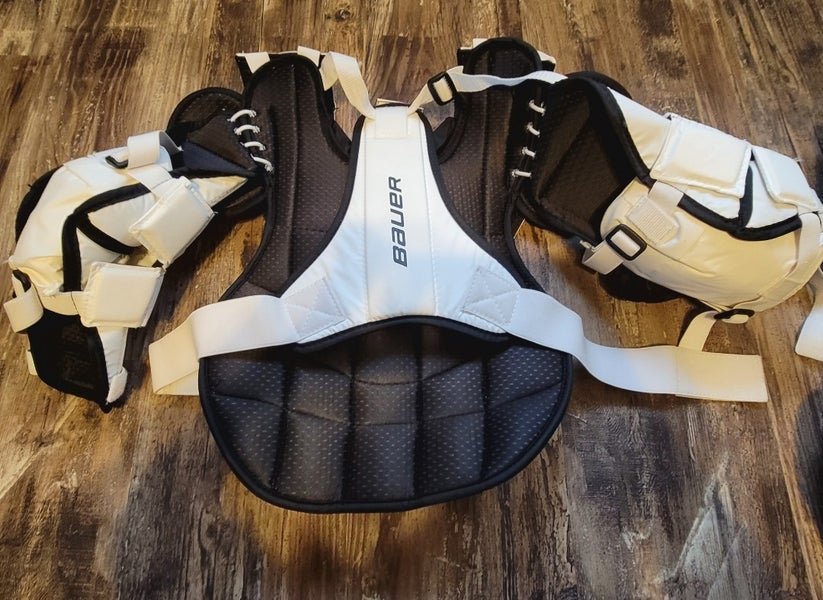 Used Large/Extra Large Bauer Prodigy Goalie Chest Protector ...