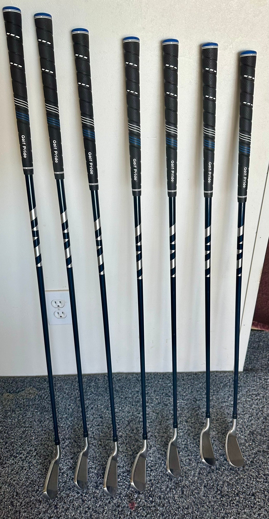 Men's Right Handed Senior Flex 12 Pieces Sim2 Max Clubs (Full Set ...