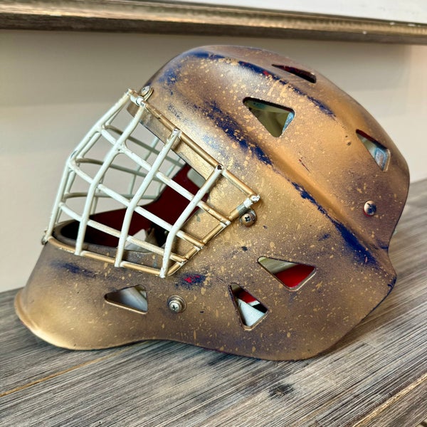 VIC RHINO Goalie Mask - Sr L/M | SidelineSwap | Buy and Sell on ...