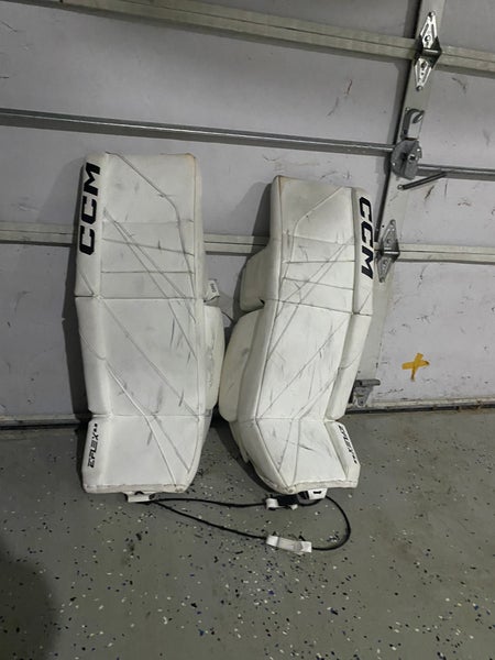 33" Extreme Flex 6.9 Goalie Full Set + Bauer M5 Blocker | SidelineSwap ...