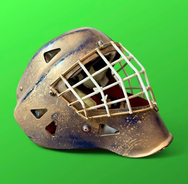 VIC RHINO Goalie Mask - Sr L/M | SidelineSwap | Buy and Sell on ...