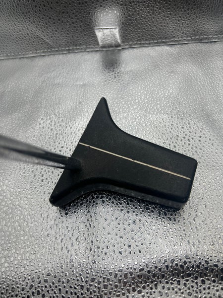 Wilson Counter Torque Putter | SidelineSwap | Buy and Sell on SidelineSwap