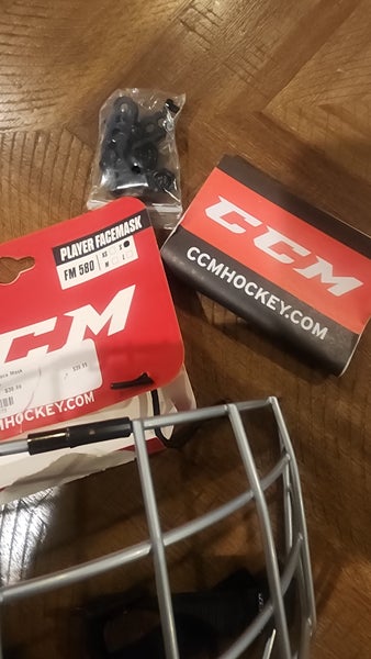 New Small CCM FM580 Helmet | SidelineSwap | Buy and Sell on SidelineSwap