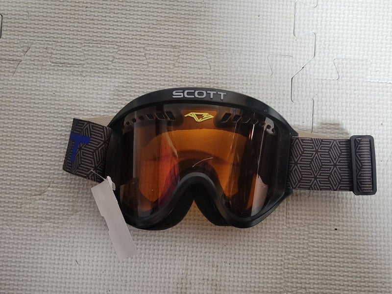 Used Scott Ski Goggles | SidelineSwap | Buy and Sell on SidelineSwap