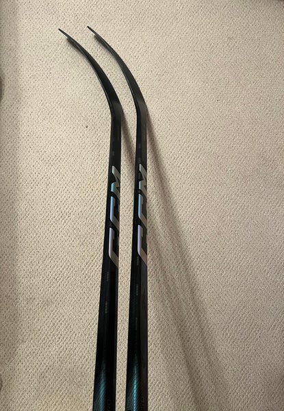 2 Pack New Right Handed P29 Pro Stock RibCor Trigger 8 Pro Hockey Stick ...