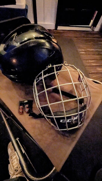 CCM FM580 Large Silver Cage | SidelineSwap | Buy and Sell on SidelineSwap