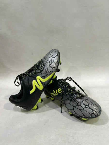 Used Mitre Junior 02 Cleat Soccer Outdoor Cleats | SidelineSwap | Buy ...