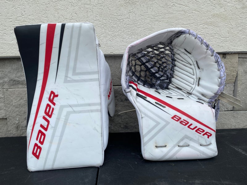 Bauer MACH Pro Stock Goalie Glove Set Wells BLACKHAWKS 8335 ...