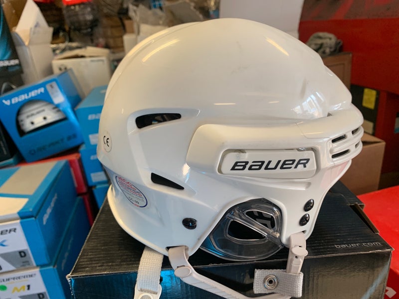 New Large Bauer Re-akt 7500 Helmet | SidelineSwap | Buy and Sell on ...