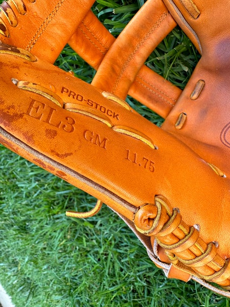 Wilson A2000 El3 | SidelineSwap | Buy and Sell on SidelineSwap