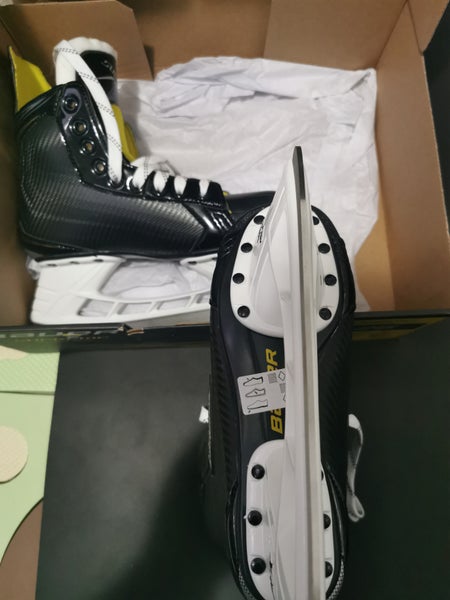 New Junior Bauer Supreme S25 Hockey Skates Regular Width Size 4 ...