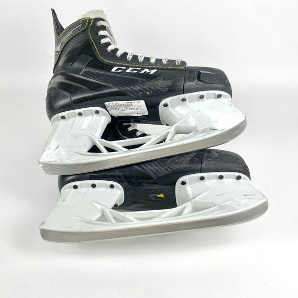 Used Ccm Super Tacks 9350 Ice Hockey Skates Senior 7d | SidelineSwap ...