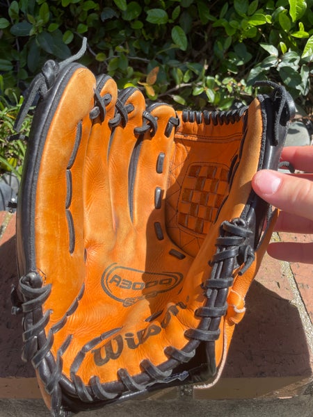 Wilson a3000 ASO lefty 12” pitching glove a2000 a2k | SidelineSwap ...