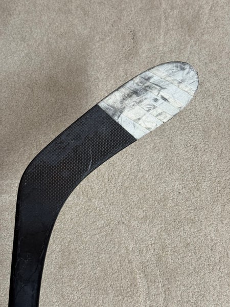 Daniel Sprong Hershey Bears Used Bauer 2s ADV Player Stick | SidelineSwap | Buy and Sell on ...