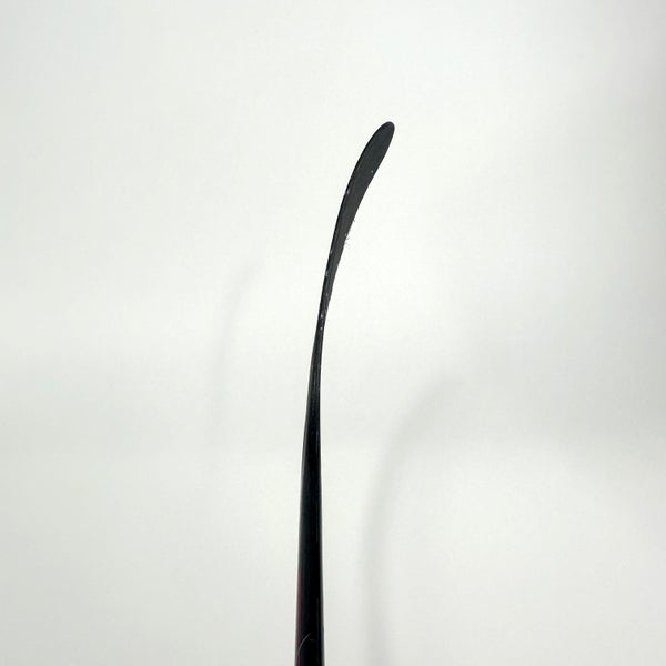 Used Left Red Bauer Vapor Hyperlite 2 | P28 Curve 70 Flex Grip | G66 ...