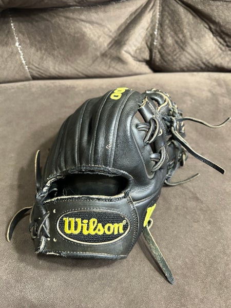 Infield 11.25" A2000 Baseball Glove | SidelineSwap | Buy and Sell on ...