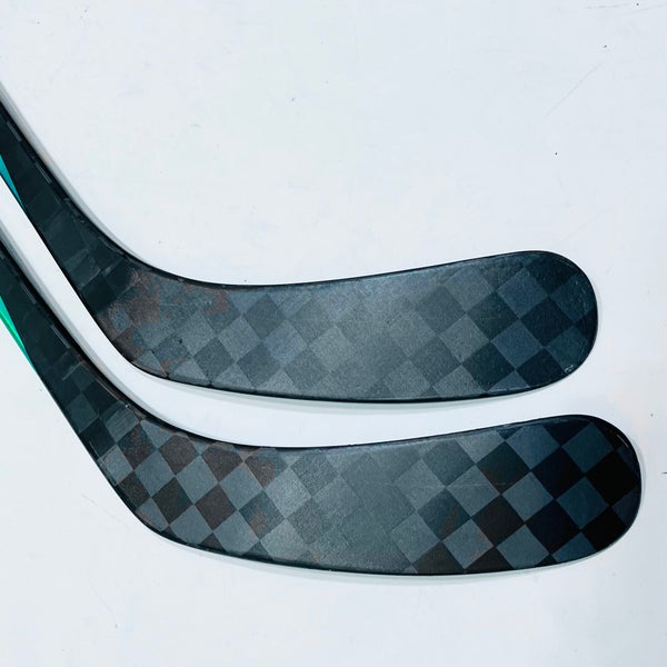 2 Pack Custom Green Bauer Nexus SYNC (2N Pro Build) Hockey Stick-RH-82 ...