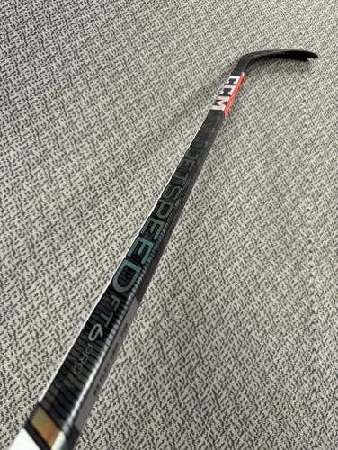 CCM Trigger 8 Pro 70 flex P28 curve left hand stick | SidelineSwap