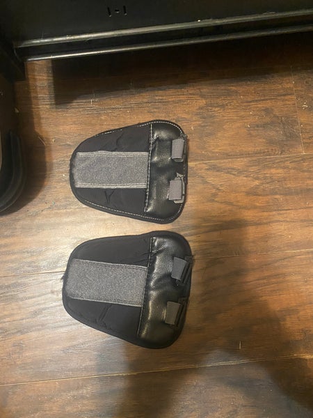 Warrior leg pad knee wings | SidelineSwap | Buy and Sell on SidelineSwap