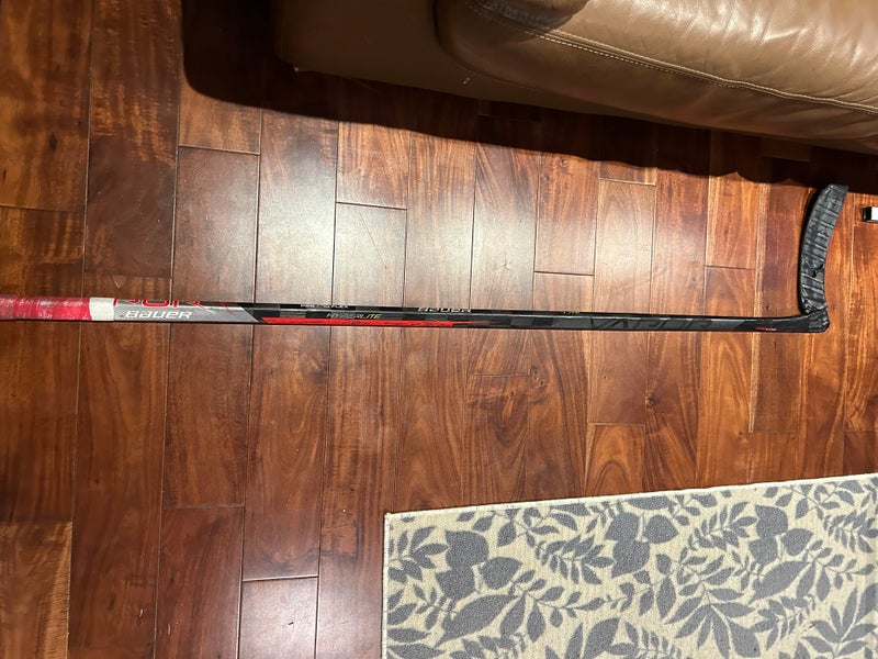 Broken RH 70 Flex P28 Bauer Vapor Hyperlite Hockey Stick | SidelineSwap ...