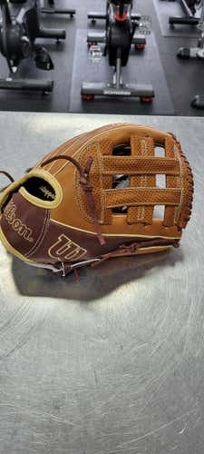 New Wilson A2000 Spin Control SR32 Sierra Romero 12" Fastpitch Softball ...