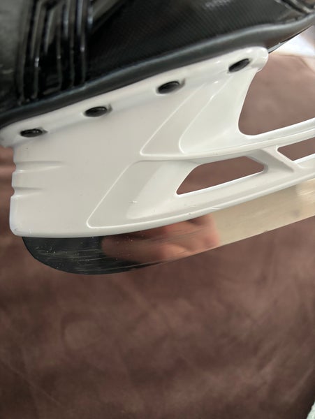 Bauer Supreme Matrix Size 8 FIT 2 Skates Mach M5 | SidelineSwap | Buy ...