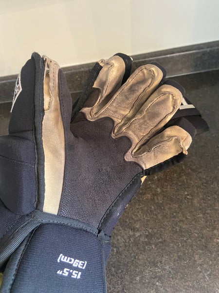 Tackla 5000 15.5" Hockey Gloves | SidelineSwap | Buy and Sell on ...