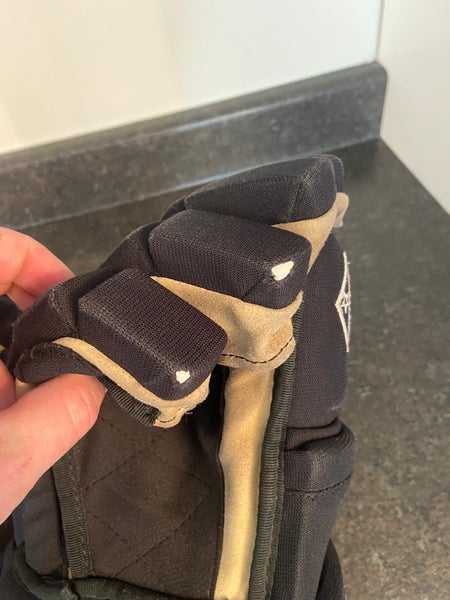Tackla 5000 15.5" Hockey Gloves | SidelineSwap | Buy and Sell on ...