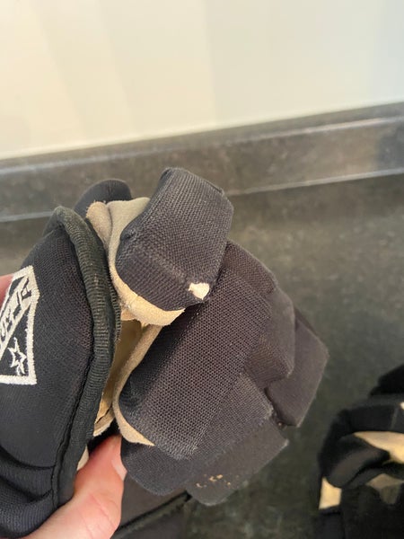 Tackla 5000 15.5" Hockey Gloves | SidelineSwap | Buy and Sell on ...