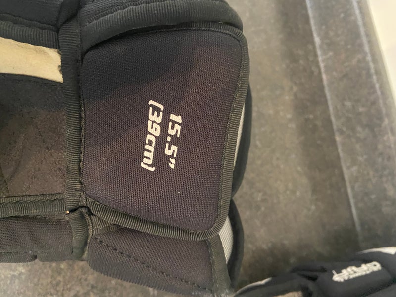 Tackla 5000 15.5" Hockey Gloves | SidelineSwap | Buy and Sell on ...