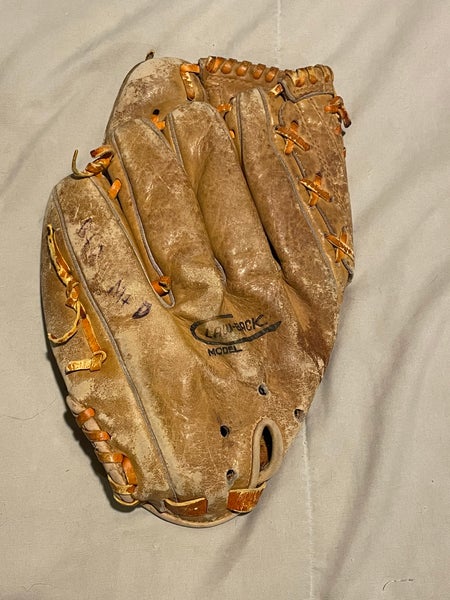 Japanese Leather Roberto Pena Baseball Glove | SidelineSwap | Buy and ...