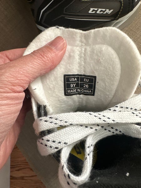 Used Youth CCM Regular Width 9 Tacks Hockey Skates | SidelineSwap | Buy ...