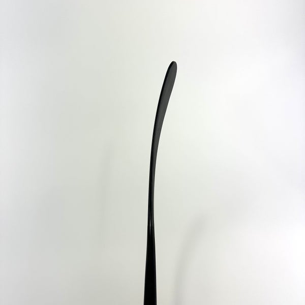 New Left CCM Ribcore Trigger 8 Pro | 80 Flex P19 Curve Grip | Connor ...