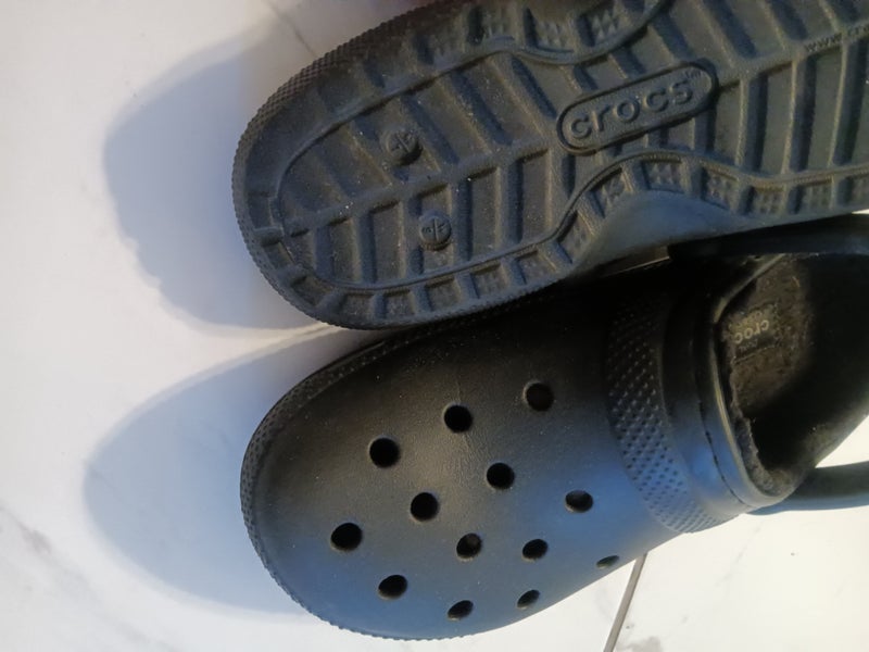 Black Unisex Worn Once Crocs size 9W 7M | SidelineSwap | Buy and Sell ...