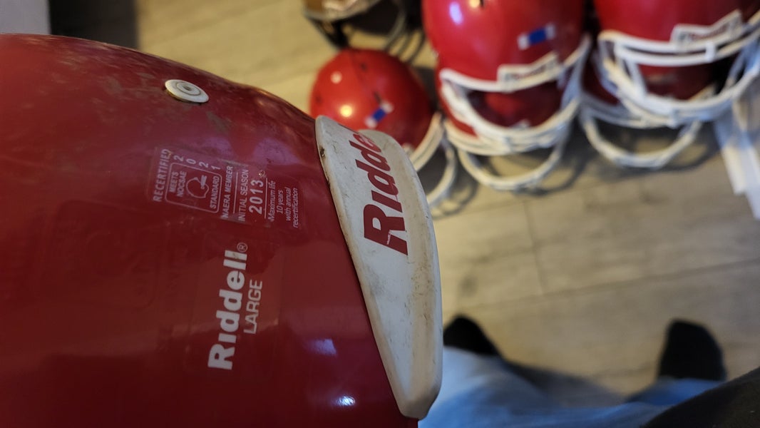 Bundle of 7 Expired Large Adult Riddell Revolution Helmets ...