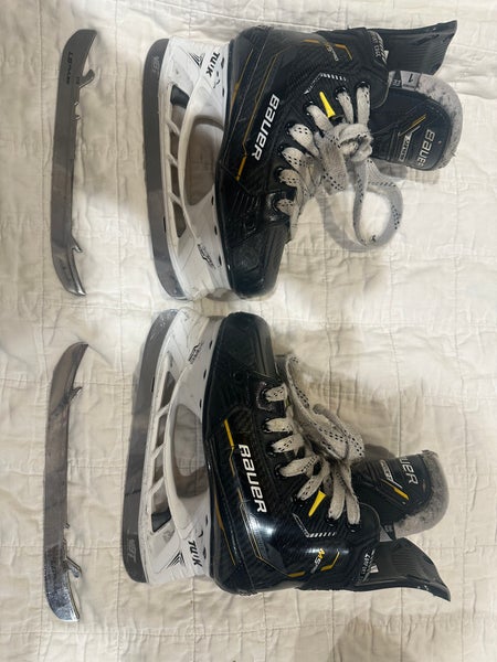 Used Junior Bauer Extra Wide Width Size 1 Supreme M5 Pro Hockey Skates ...