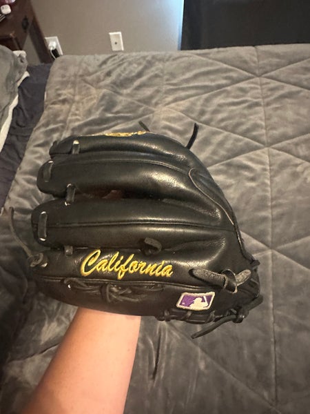 College Issued Baseball Glove | SidelineSwap | Buy and Sell on SidelineSwap