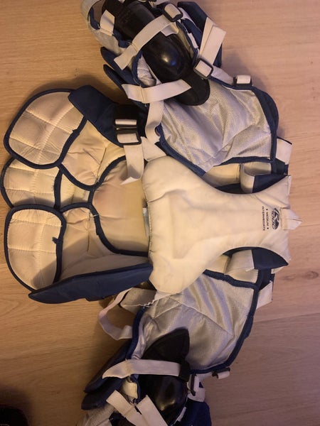 Bauer Reactor 7000 Goalie Chest Protector | SidelineSwap | Buy and Sell ...