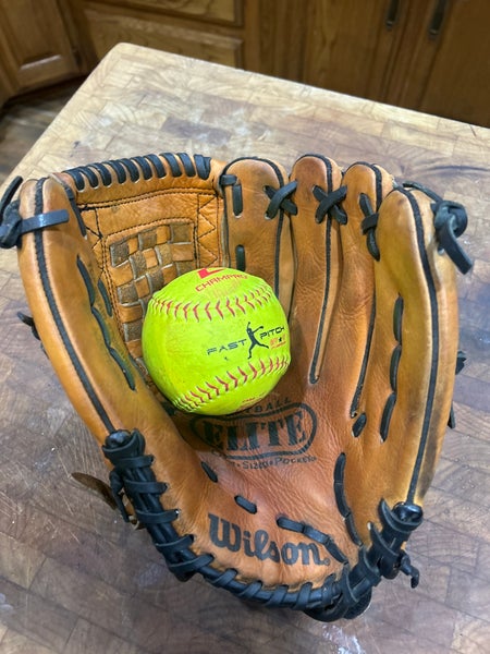 Wilson softball elite | SidelineSwap | Buy and Sell on SidelineSwap