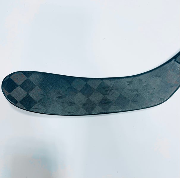 Like New David Pastrnak Custom Gold Bauer GEO (2N Pro Build) Hockey ...