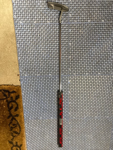 Custom Bauer Agent Putter | SidelineSwap | Buy and Sell on SidelineSwap