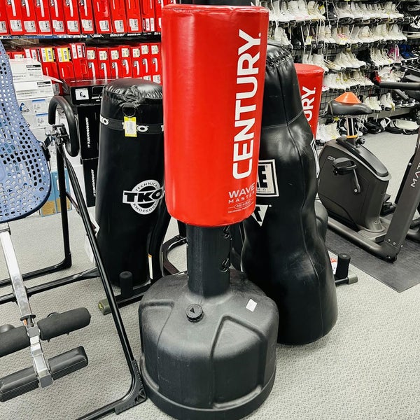 Used Century Wavemaster 40 Lb Heavy Bag | SidelineSwap | Buy and Sell ...