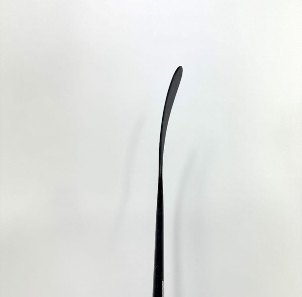 Bauer Custom Yellow Hyperlite2 Stick | SidelineSwap | Buy and Sell on ...