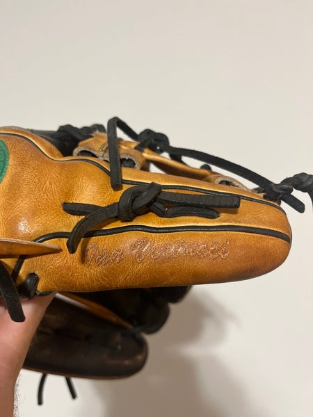 Wilson a2k MC26 11.75 baseball glove | SidelineSwap | Buy and Sell on ...