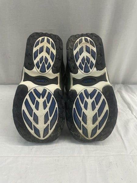 Used Liquid Ls3 Junior 03 Boys Snowboard Boots | SidelineSwap | Buy and ...