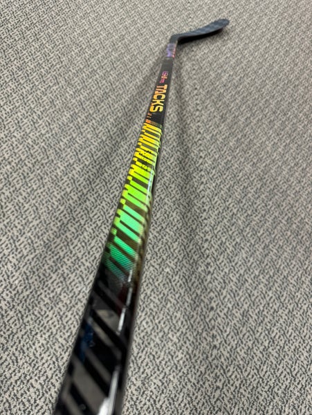 CCM Tacks AS-VI Pro 50 flex P29 curve right hand stick | SidelineSwap ...